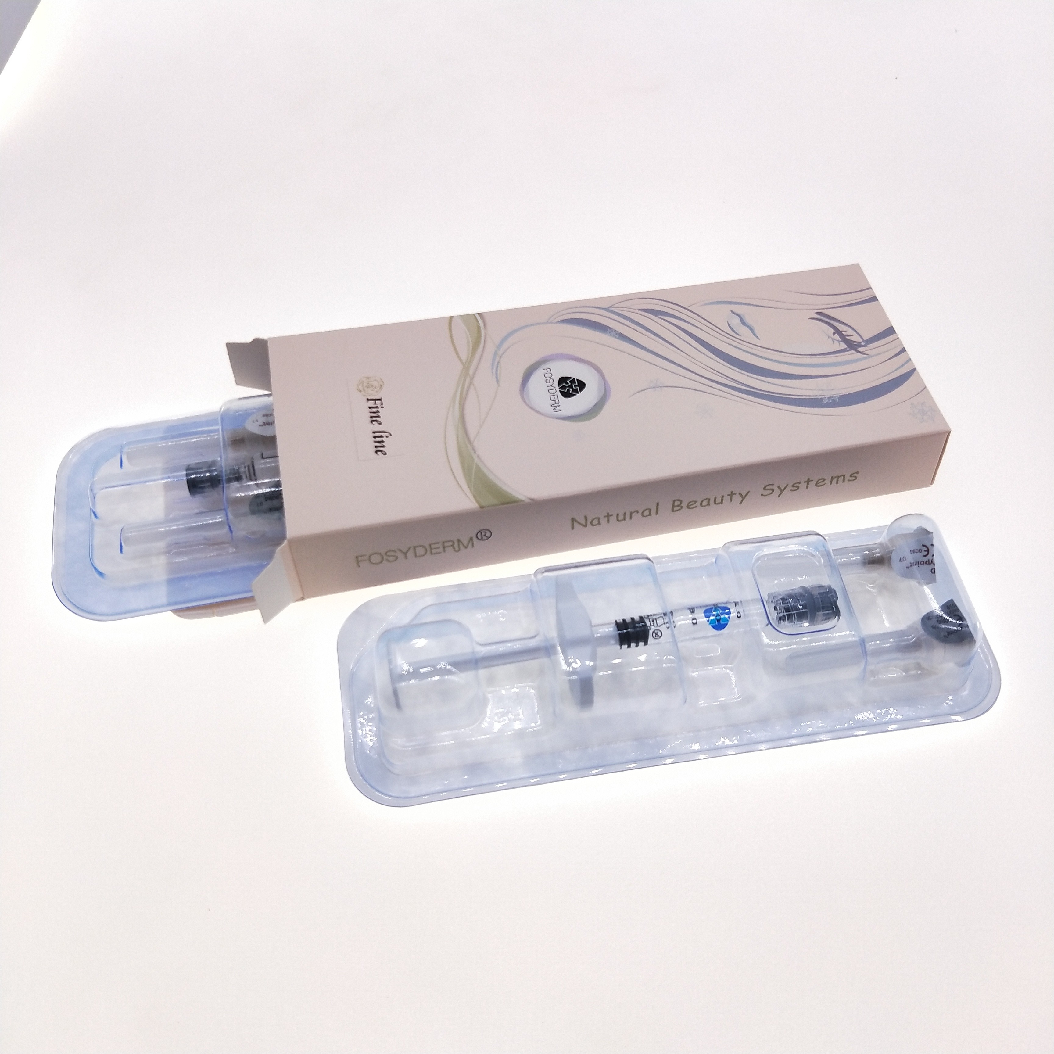 Injections cutanées de remplisseur de gel injectable d'acide ...